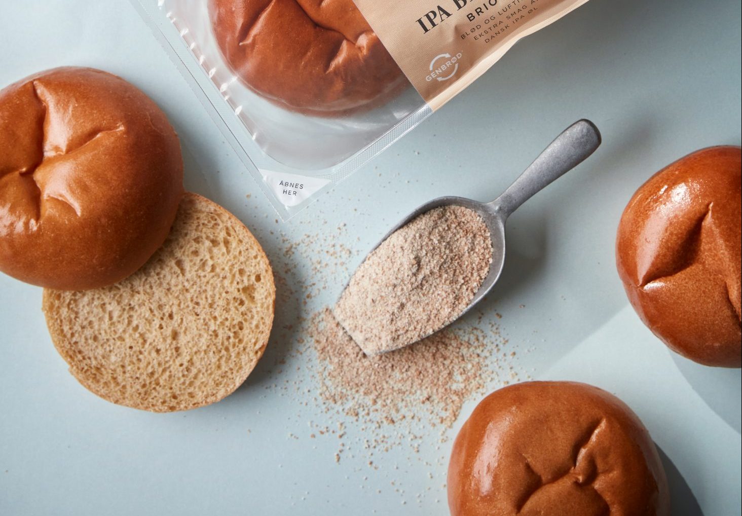 Organic burger bun with upcycled beer leftovers